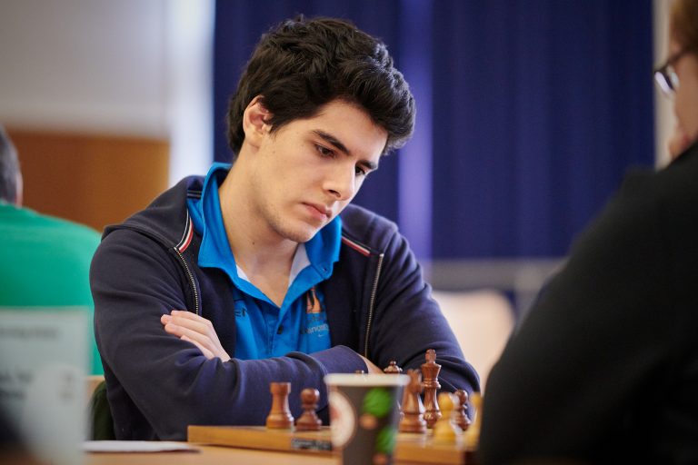 Aryan Tari wird Landesmeister, Jorden van Foreest Vize ...